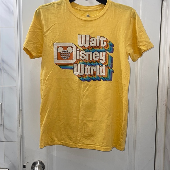 Disney | Tops | Retro Walt Disney World Logo Shirt | Poshmark